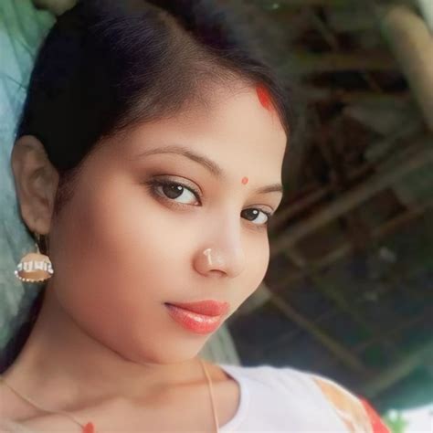 নতুনদের পাশে থাকা হয় ফলো টু ফলো গ্রুপ