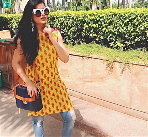 16 Different Ways To Wear Kurtis With Jeans For Women Kurti With