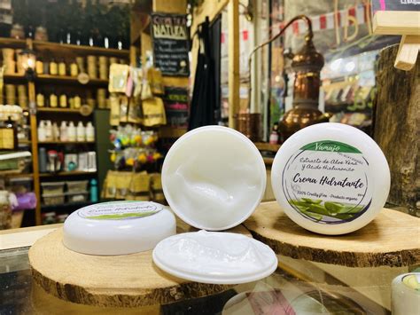Crema Facial Extracto De Aloe Vera Con Acido Hialuronico100gr Vamajo