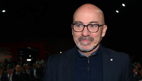 Roberto Cingolani Lascia Leonardo Con La Buonuscita Maxi Chi è Lex