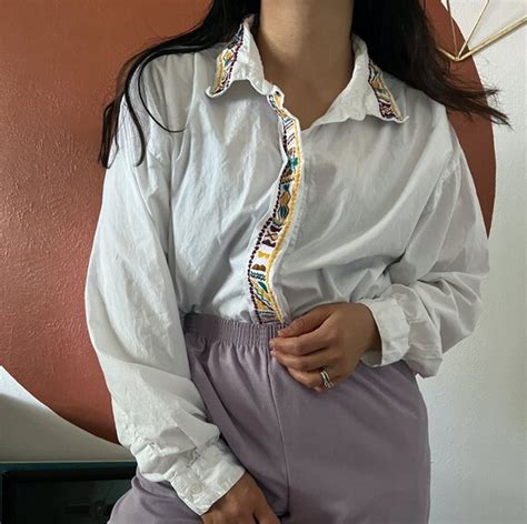 Vintage White Cotton Blouse With Embroidery Detail X Gem