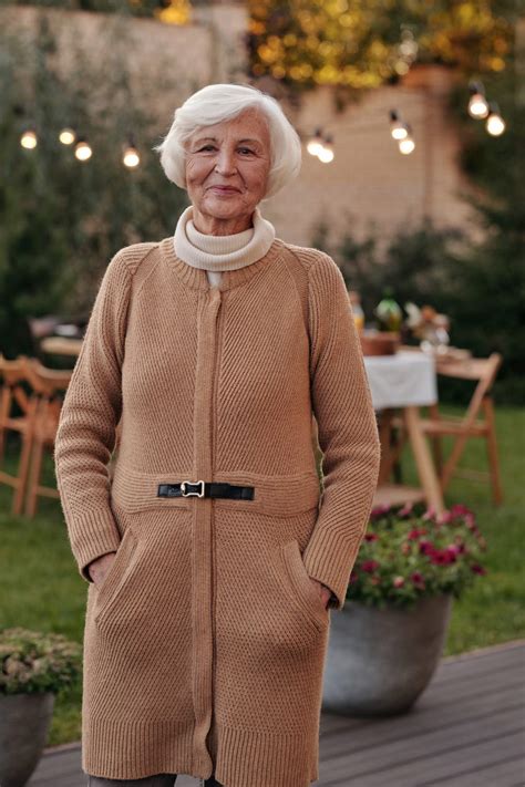 15 Jolies Tenues Que Vous Devez Porter à Plus De 60 Ans Panaprium