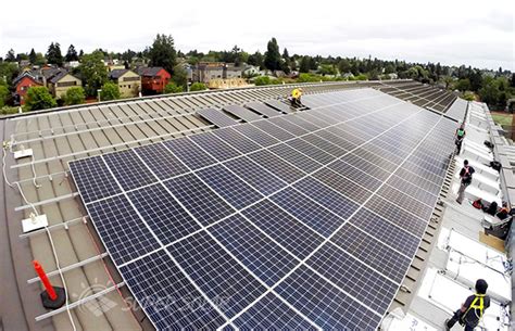 금속 지붕에 태양 전지판을 설치하는 방법