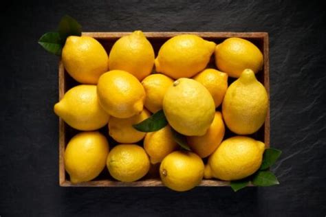Lemon Nutrition A Guide To Calories Vitamins And Health Benefits Minneopa Orchards