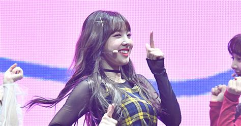 트와이스 나연 애교 넘치는 무대