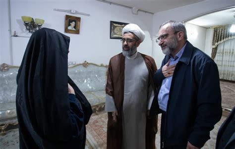 استاندار مرکزی با خانواده شهید احمد کشوری‌نیا دیدار کرد خبرگزاری مهر اخبار ایران و جهان