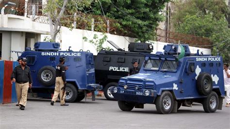 Karachi Police Kill 3 Criminals In Alleged Encounter