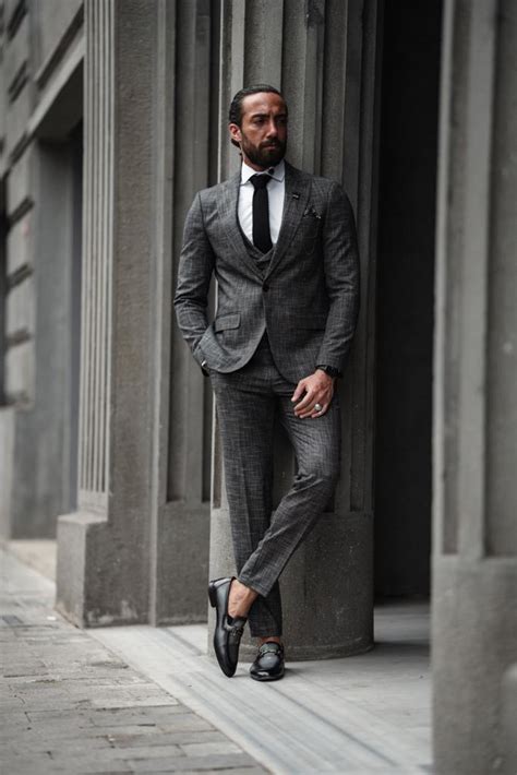 Dark Gray Slim Fit Vest Suit For Businessman By Gentwith