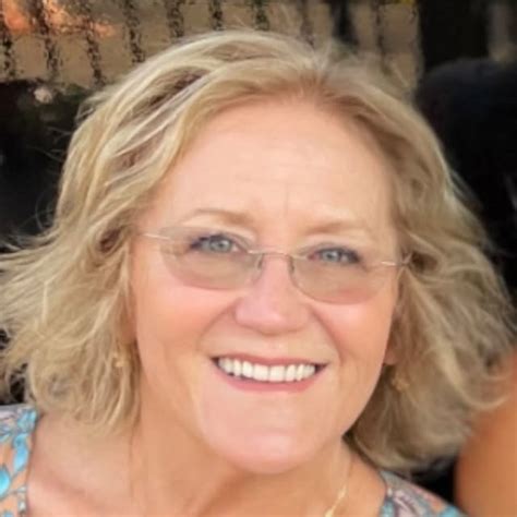 Melissa Assilem318 • Threads Say More