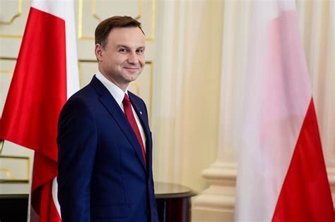 Polacy Zadowoleni Z Pracy Prezydenta Niezadowoleni Z Pracy Sejmu