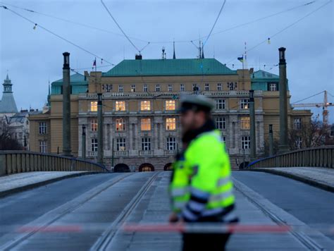 Czechy 11 osób zabitych w strzelaninie na uniwersytecie w Pradze