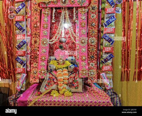 08 19 2022 Bal Krishna On Dry Fruit And Chocolate Decoration Hindola