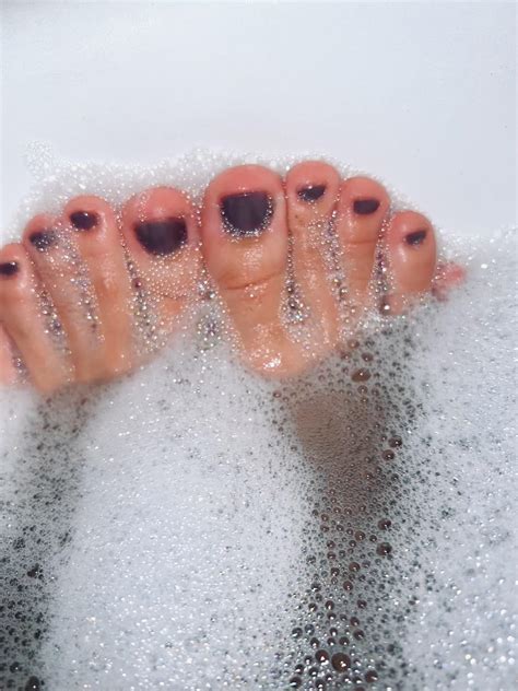 Bath Time 🤤 Sexyfeet Footfetish Feet R Feet Queens