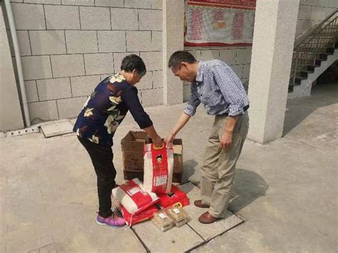金秋送暖 情满重阳