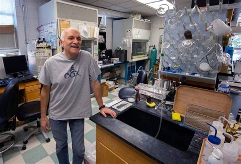 Blood Feasts And Roach Vacuums The Life Of An Urban Pest Scientist