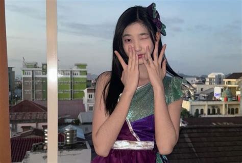 Biodata Dan Profil Oline Manuel Aka Oline JKT48 Umur Agama Dan IG