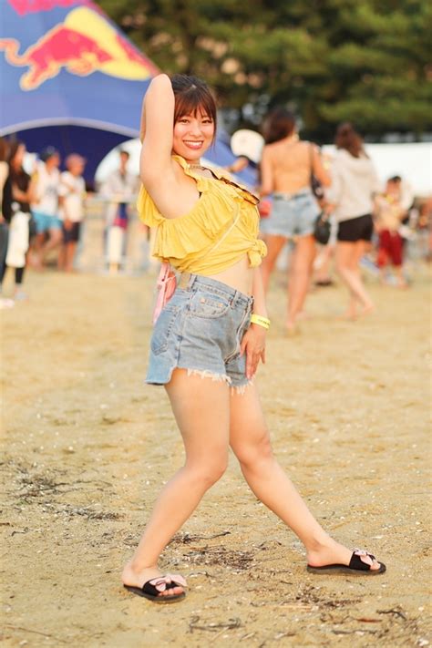 【全90枚】「fukuoka Revo Beach Fes At ももち浜」で見つけた美女たち（12）（画像ページ1 2）｜ウォーカープラス