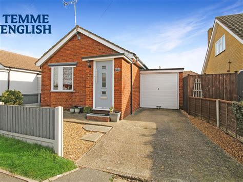1 Bed Detached Bungalow For Sale In Hornsland Road Canvey Island Ss8