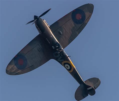 Supermarine Spitfire Mk 1A N3200 QV G CFGJ Imperia Flickr