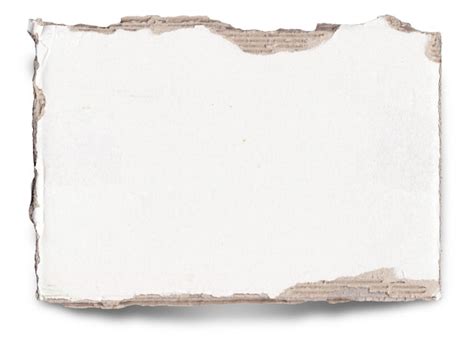 Pedazo de cartón rasgado aislado en blanco Foto Premium