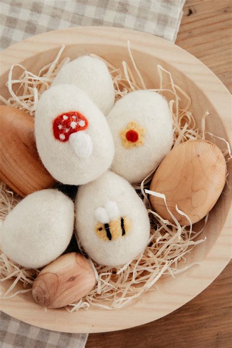 Gefilzte Ostereier Schnelles Oster DIY für den Osterstrauch