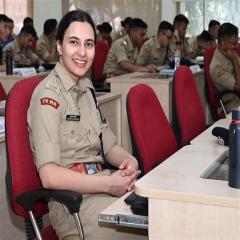 Ips Aashna Chaudhary Officer Real Life Success Story