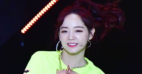 세정 의상 펄럭 복근 빼꼼 더쇼 [포토엔hd]