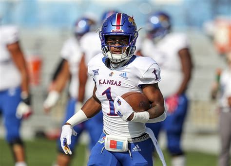 Kansas Rb Pooka Williams Arrested On Domestic Battery Charges