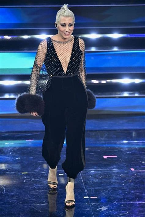 SANREMO 2021 CANTANTI Ecco Di Chi Sono I Look Dei Cantanti Sanremo Style