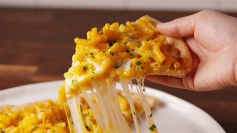 Macaroni And Cheese Pizza Cicis