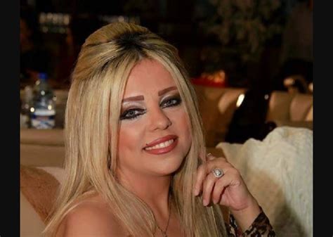 سمر عبد العزيز تكشف تفاصيل زواجها القصير ومعاناتها مع سرطان الثدي