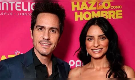 Aislinn Derbez Instagram Hija De Eugenio Derbez Hace Topless Para