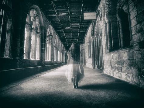 예술 예술 작품 소 름 어두운 판타지 유령 고딕 할로윈 공포 유령 Hd 배경 화면 Wallpaperbetter