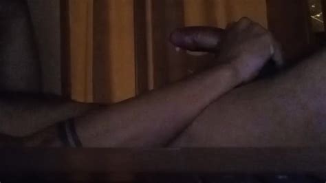 Hombre Hetero Musculoso Atrapado Masturbandose