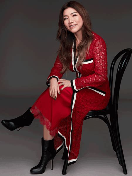 Shes In Her 50s And Looks Amazing How Does This Power Woman Look So Youthful Despite Working