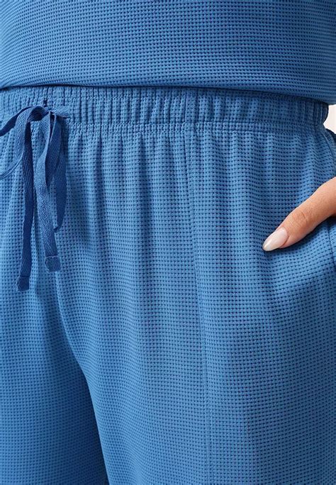 Clovia Clovia Chic Basic T Shirt And Pyjama Set In Blue Waffle 2025 Buy Clovia Online Zalora