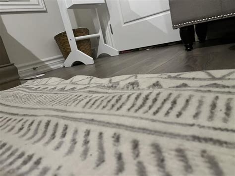 How to fix ripples in rug : r/fixit