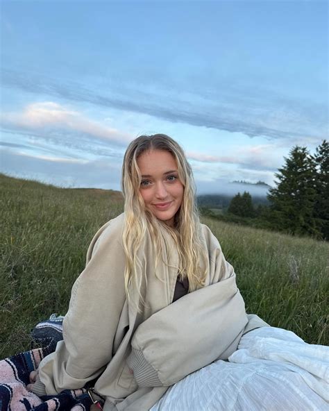 Emily Pasko 🐮 Instagram