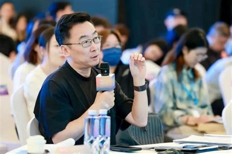zhang xinyang s ‘cold water is hot pick at shanghai film project market