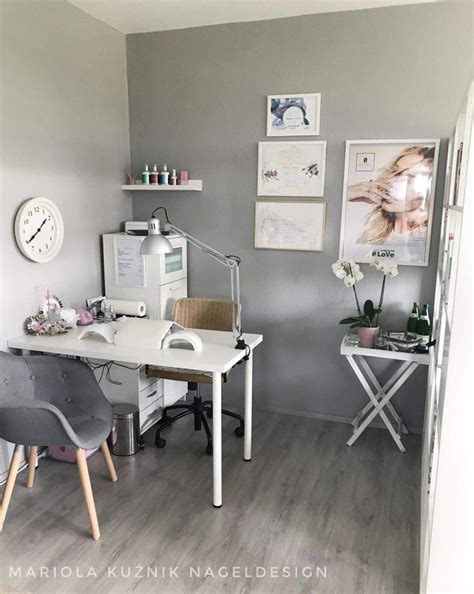 Nice Small Space Nail Technician Room Idea Home Nail Salon Decorating