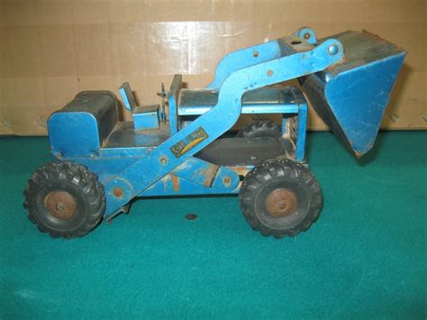 Vintage Structo Pressed Steel Bull Dozer Tractor Front End Loader Toy