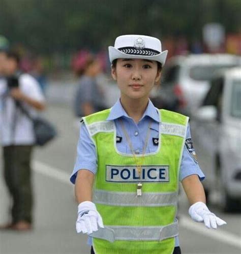 一方水土養一方人，高顏值女警大比拼！德國墨西哥亮了！ 每日頭條