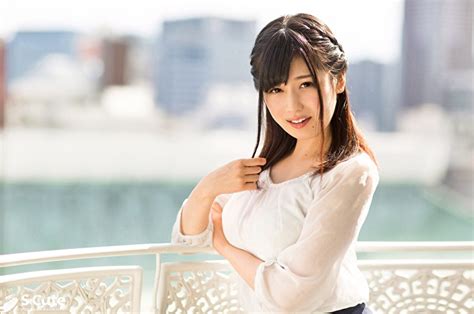 S Cute Maina（22） 色白巨乳 アダルト動画 ソクミル