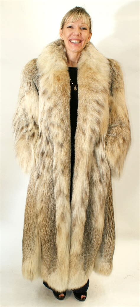 The Walking Company Schaumburg Il Wolverine Fur Company