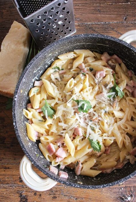 Creamy Mushroom Ham Pasta