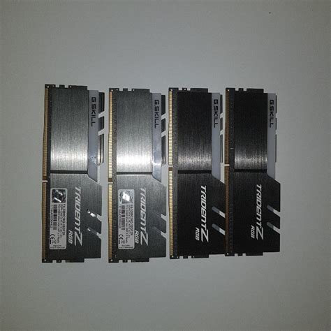 32gb Skill Trident Z Ddr4 3200mhz Ram Kit Rg In E9 London For £149 00