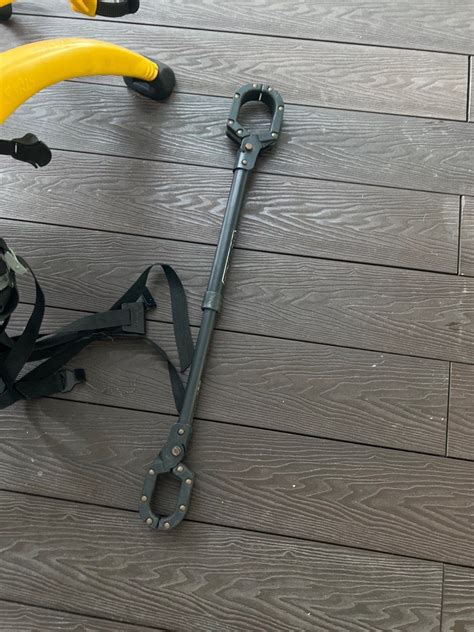 Saris Bones 3 And Saris Beam Sports Equipment Other Sports Equipment And Supplies On Carousell