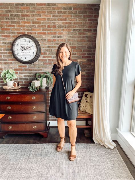 35 Best T Shirt Dress Outfit Ideas For Midsize Women Be So You