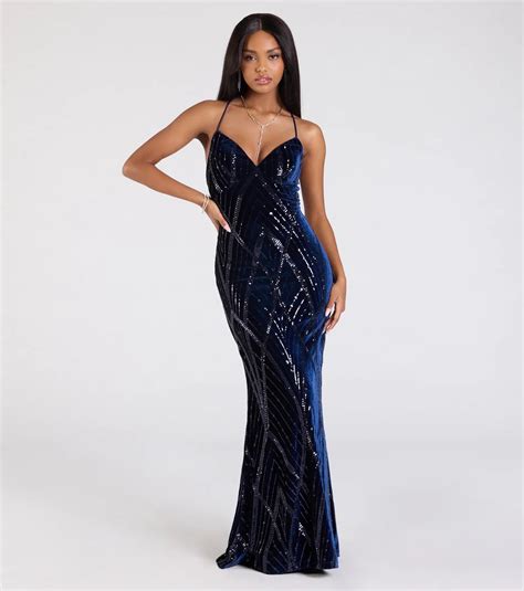 Long Sequin Gowns And Windsor