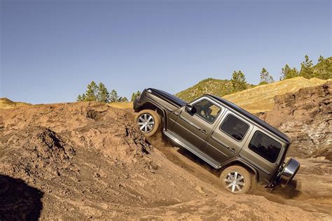 Mercedes Benz G Class ออฟโรดพันธุ์แท้ที่มาพร้อมความหรูหรา